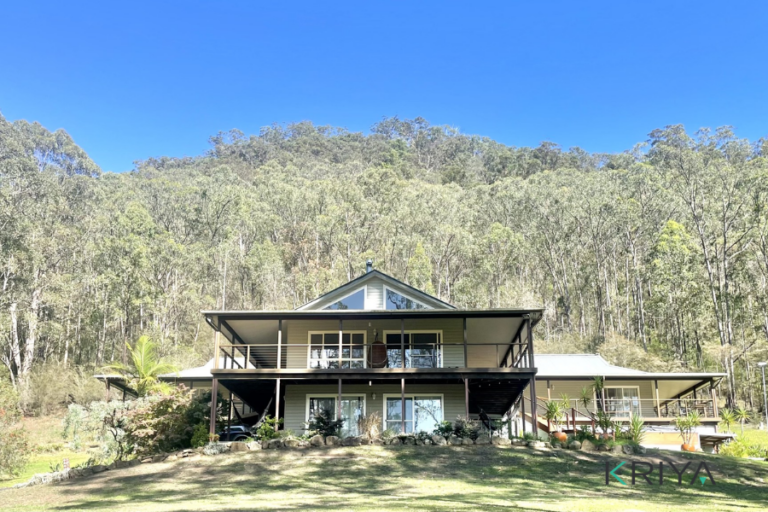 Top 10 Retreat Venues Near Sydney for an Intimate Yoga Experience